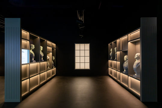 Book of Kells Experience,Trinity College, Dublin - History Ireland